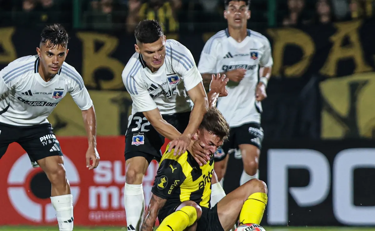 El pesado calendario de amistosos de Colo Colo en Uruguay