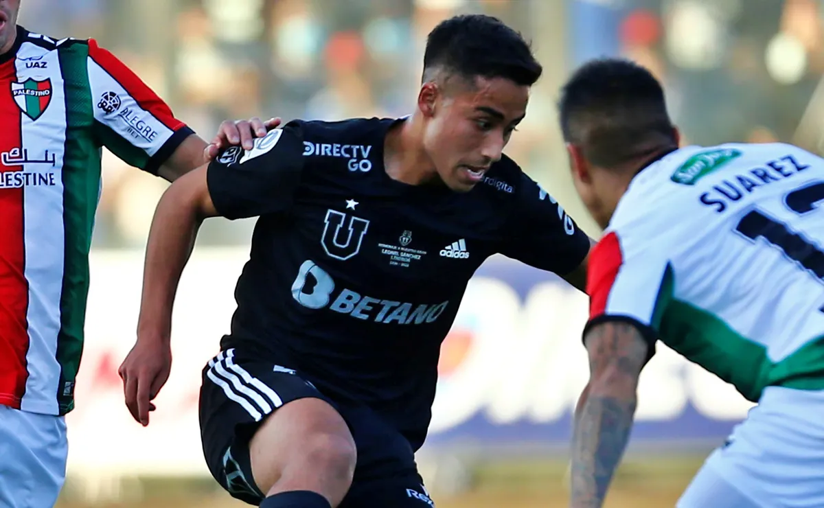 Universidad de Chile recibe dura advertencia de Palestino por Assadi