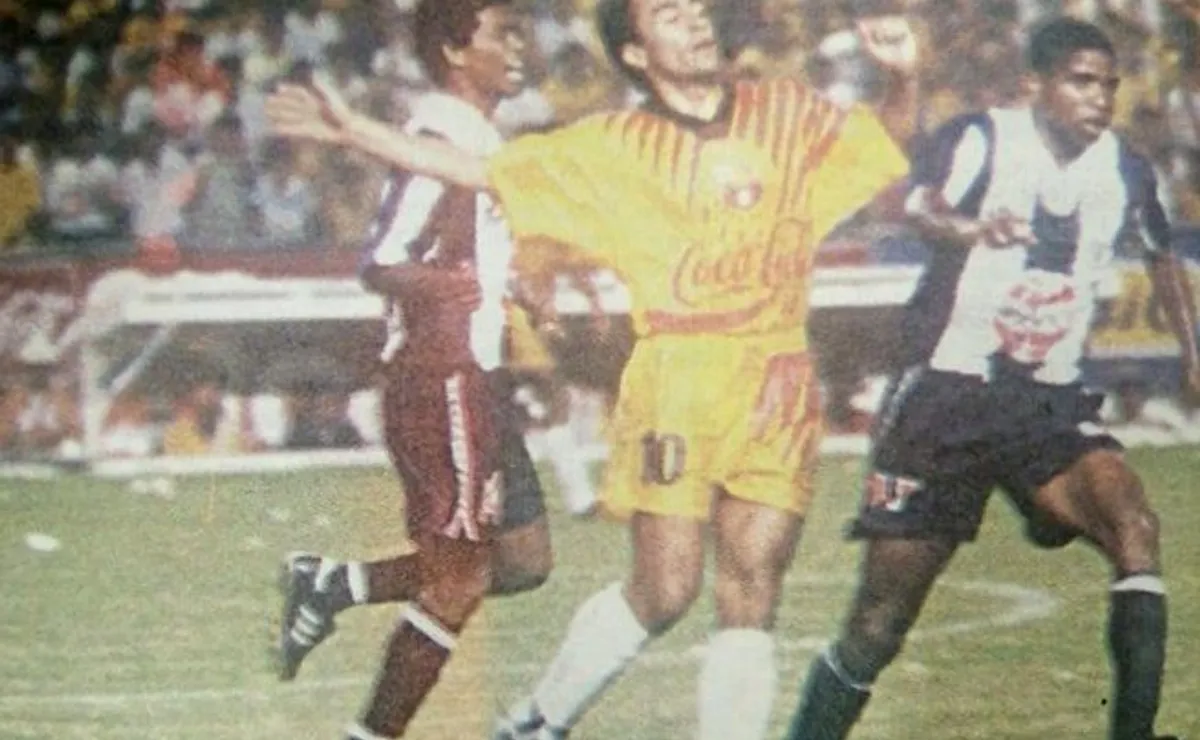 Ex presidente de Barcelona recuerda el día en que echó a Jaime Pizarro