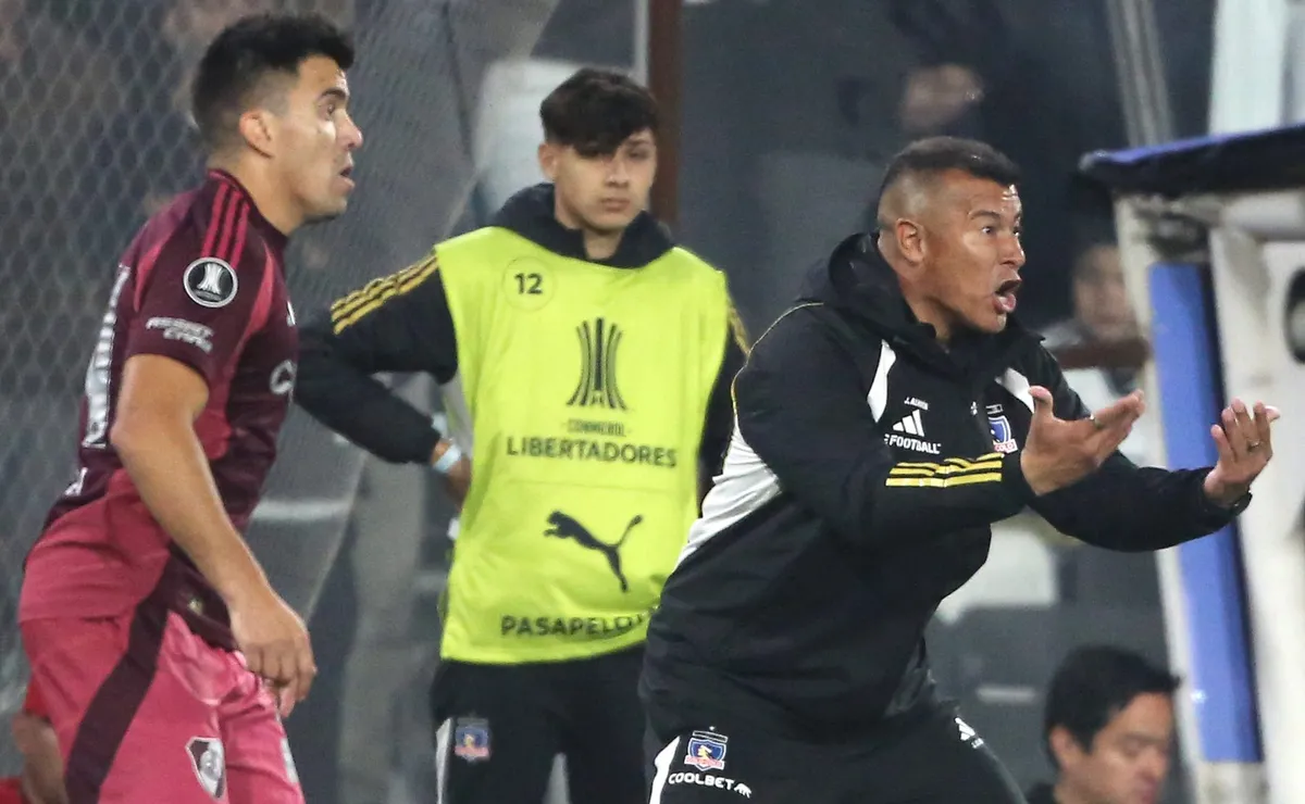 Ex Cobreloa furioso con nuevo DT de River y agradece a Almirón