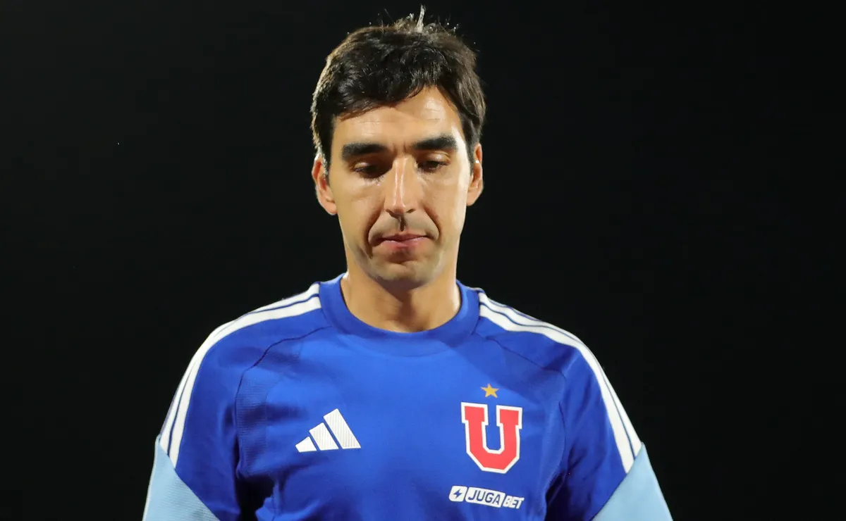 ¿Cuánto le cuesta a U. de Chile echar a Paqui Meneghini?