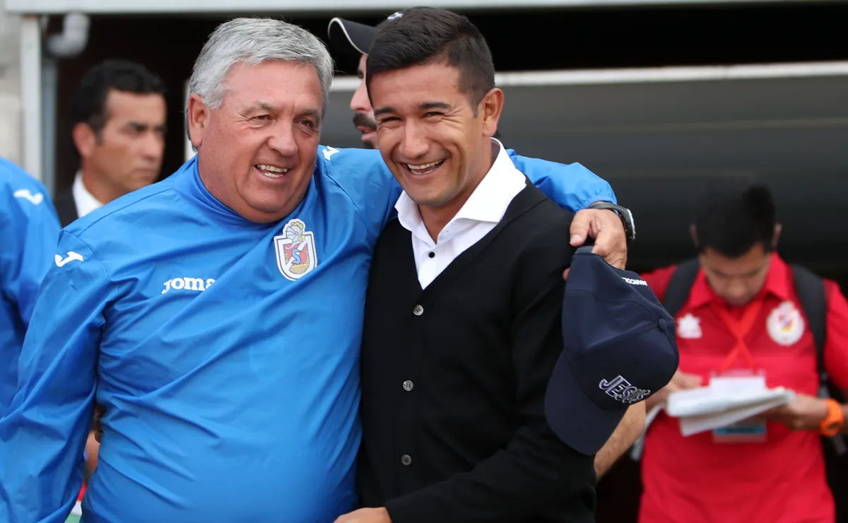 Libertadores: quiere a Wanderers y tuvo a Felipe Salinas de ayudante