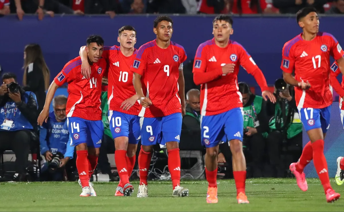 Lautaro Millán se muestra en Chile: oferta para dejar Independiente