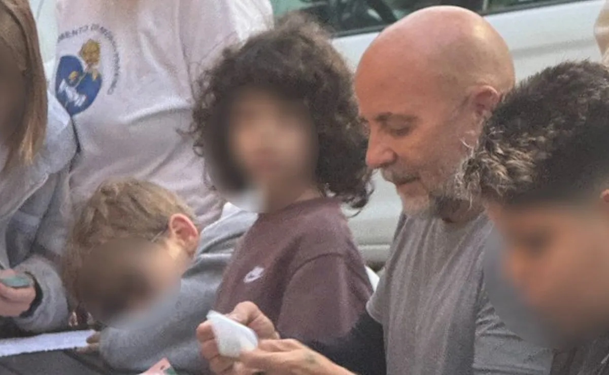 El hobby de Jorge Sampaoli: reaparece cambiando láminas del Mundial